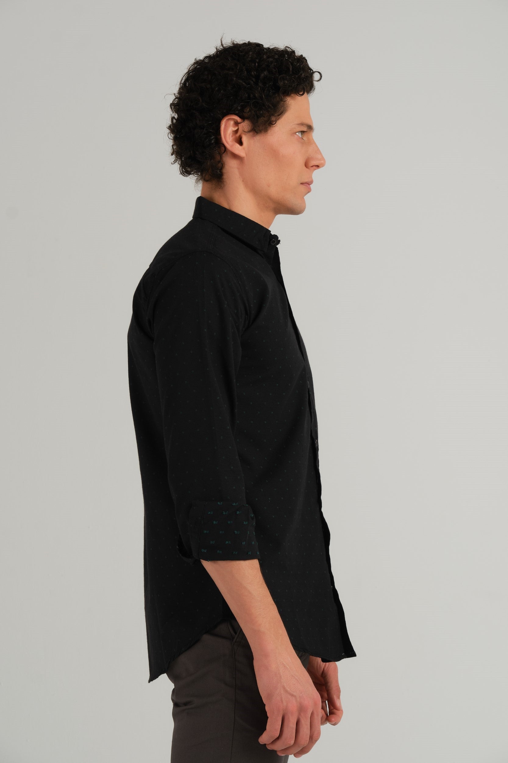 SOLID BLACK WOVEN SHIRT – Monark Clothing