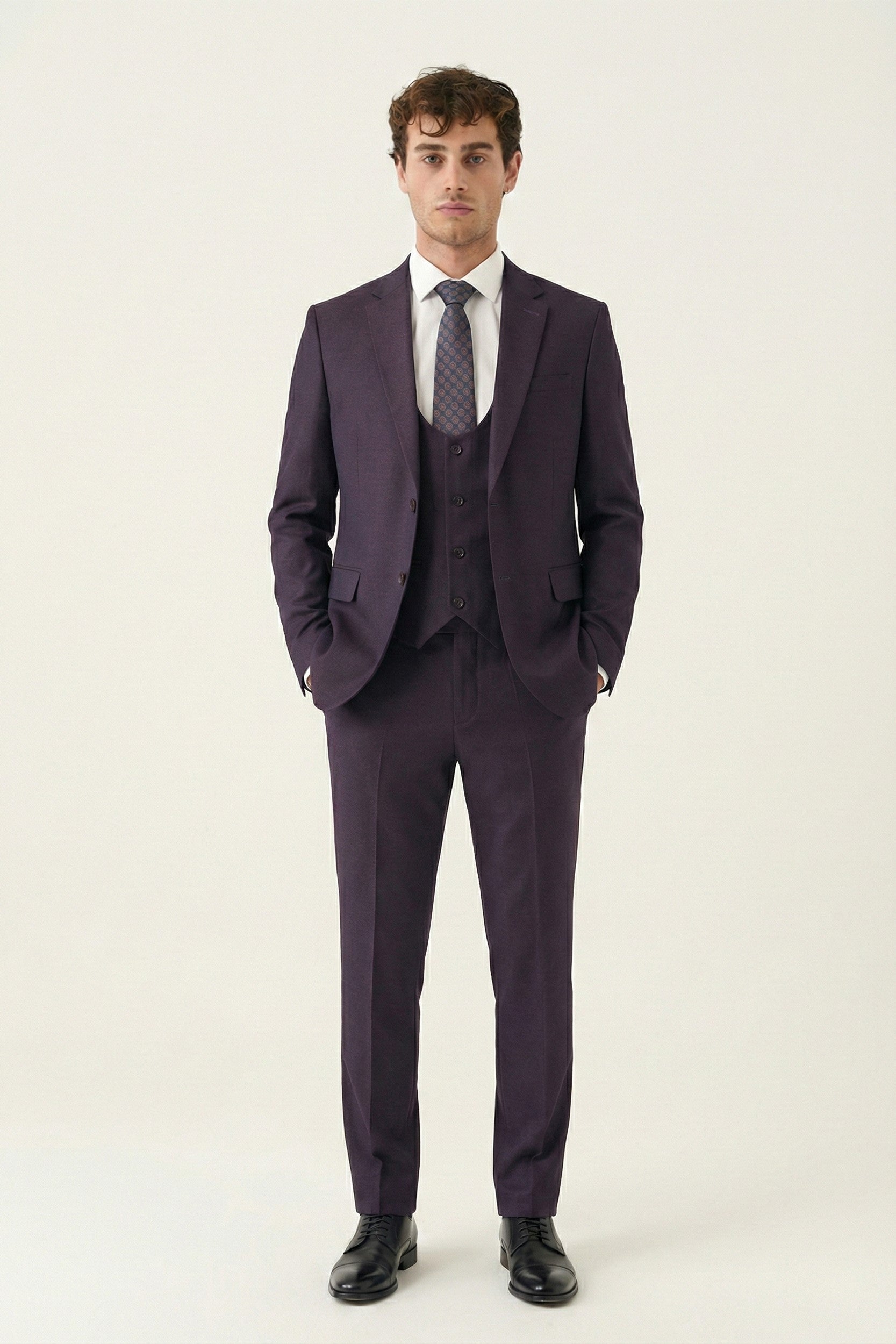 Burgendy 3 Piece Suit – Monark Clothing