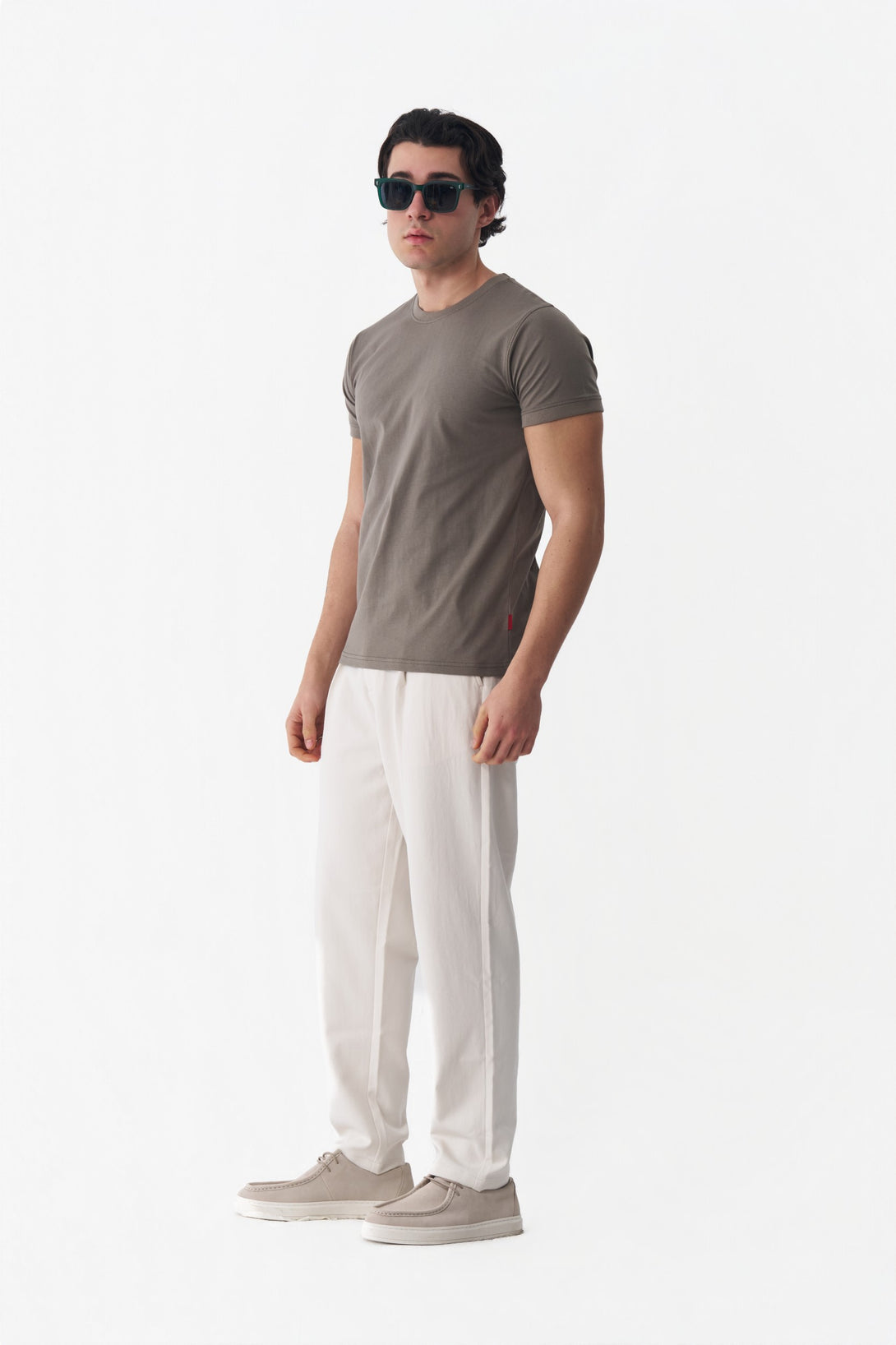 OLIVE BROWN CLASSIC T-SHIRT – Monark Clothing